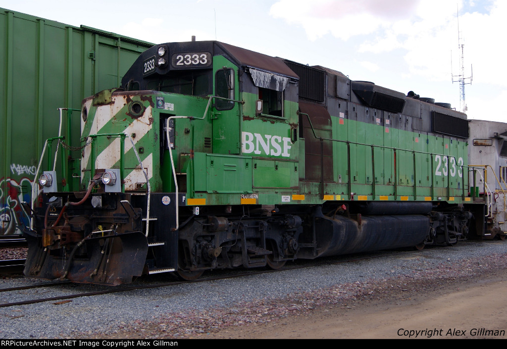 BNSF 2333 West - Roster Shot